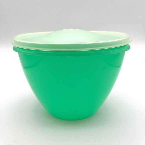 Tupperware | Kitchen | Tupperware Green Jadite Lettuce Crisp It Vintage ...